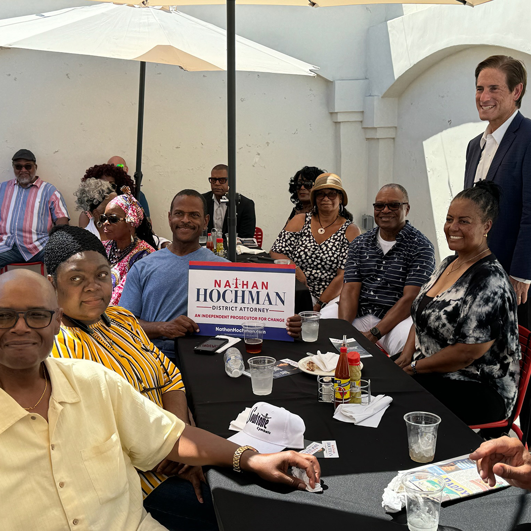 Nathan Hochman Connects With African-American Voters at Dulan’s on Crenshaw - Nathan Hochman